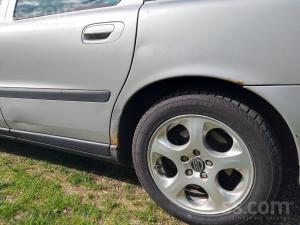 Вольво В70 2004 в Рига, объемом двигателя 2.40 л и пробегом 380 тыс. км за 1000 €, фото 7 на AUTOMOTO.COM.LV