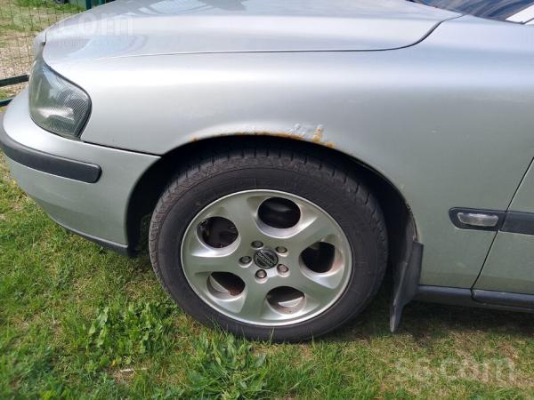 Volvo V70 2004 in Riga, with an engine capacity of 2.40 L and mileage of 380 thousand km for 1000 €, photo 7 on AUTOMOTO.COM.LV