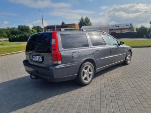 Volvo V70 2004 Šauļi, ar dzinēja tilpumu 2.40 L un nobraukumu 550 tūkst. km par 1250 €, foto 5 vietnē AUTOMOTO.COM.LV
