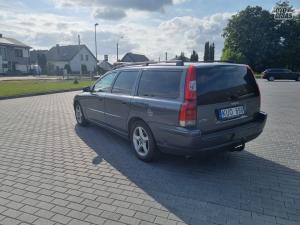 Volvo V70 2004 Šauļi, ar dzinēja tilpumu 2.40 L un nobraukumu 550 tūkst. km par 1250 €, foto 6 vietnē AUTOMOTO.COM.LV