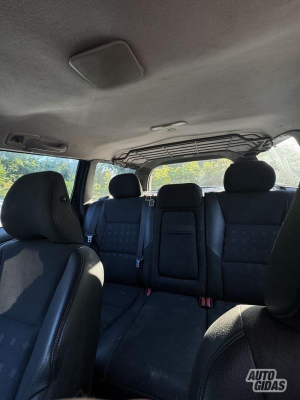 Volvo V70 2004 Viļņa, ar dzinēja tilpumu 2.40 L un nobraukumu 420 tūkst. km par 1250 €, foto 5 vietnē AUTOMOTO.COM.LV