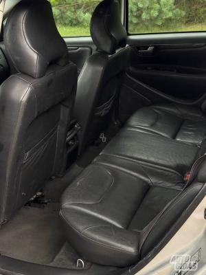 Volvo V70 2004 Šalčininkai, ar dzinēja tilpumu 2.40 L un nobraukumu 435 tūkst. km par 1650 €, foto 13 vietnē AUTOMOTO.COM.LV