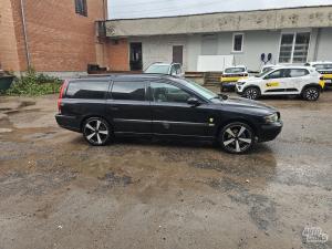 Вольво В70 2004 в Каунас, объемом двигателя 2.50 л и пробегом 325 тыс. км за 999 €, фото 6 на AUTOMOTO.COM.LV