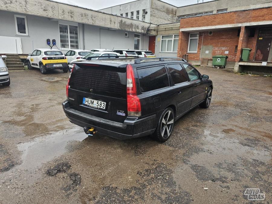 Вольво В70 2004 в Каунас, объемом двигателя 2.50 л и пробегом 325 тыс. км за 999 €, фото 11 на AUTOMOTO.COM.LV