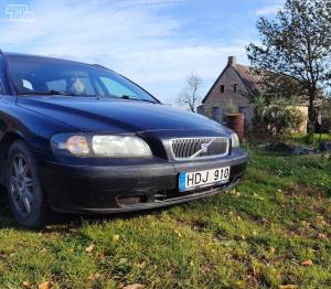 Volvo V70 2004 in Joniskis, with an engine capacity of 2.40 L and mileage of 400 thousand km for 800 €, photo  on AUTOMOTO.COM.LV