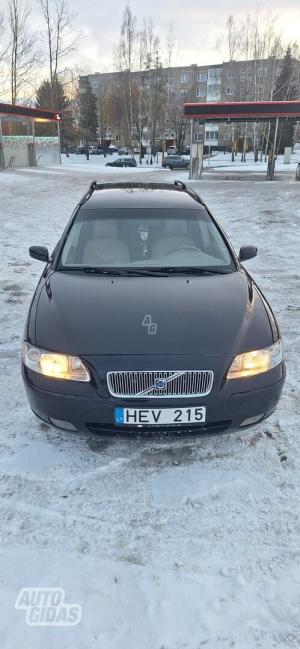Volvo V70 2005 Marijampole, ar dzinēja tilpumu 2.40 L un nobraukumu 453 tūkst. km par 1100 €, foto  vietnē AUTOMOTO.COM.LV