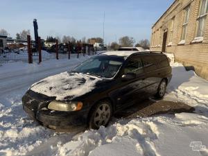 Volvo V70 2005 in Raseiniai, with an engine capacity of 2.40 L and mileage of 400 thousand km for 499 €, photo  on AUTOMOTO.COM.LV