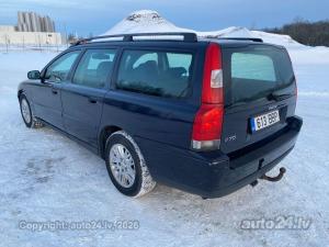 Volvo V70 2005 in Paide, with an engine capacity of 2.40 L and mileage of 407 thousand km for 3750 €, photo 3 on AUTOMOTO.COM.LV