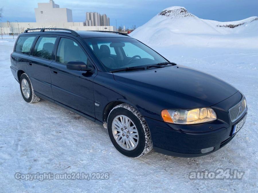 Volvo V70 2005 in Paide, with an engine capacity of 2.40 L and mileage of 407 thousand km for 3750 €, photo 7 on AUTOMOTO.COM.LV