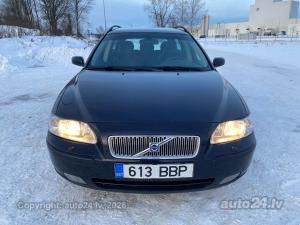 Volvo V70 2005 in Paide, with an engine capacity of 2.40 L and mileage of 407 thousand km for 3750 €, photo 8 on AUTOMOTO.COM.LV