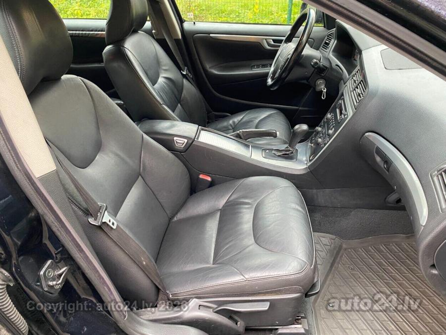 Volvo V70 2005 Paide, ar dzinēja tilpumu 2.40 L un nobraukumu 407 tūkst. km par 3750 €, foto 11 vietnē AUTOMOTO.COM.LV