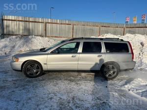 Volvo V70 2005 Rīga, ar dzinēja tilpumu 2.50 L un nobraukumu 328 tūkst. km par 2150 €, foto 2 vietnē AUTOMOTO.COM.LV