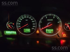 Volvo V70 2005 in Riga, with an engine capacity of 2.40 L and mileage of 420 thousand km for 2600 €, photo 9 on AUTOMOTO.COM.LV