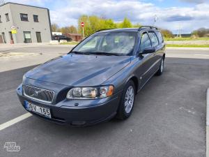 Volvo V70 2005 Kauņa, ar dzinēja tilpumu 2.40 L un nobraukumu 357 tūkst. km par 800 €, foto  vietnē AUTOMOTO.COM.LV