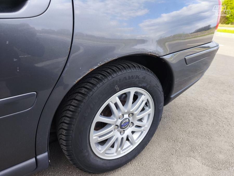 Volvo V70 2005 Kauņa, ar dzinēja tilpumu 2.40 L un nobraukumu 357 tūkst. km par 800 €, foto 11 vietnē AUTOMOTO.COM.LV
