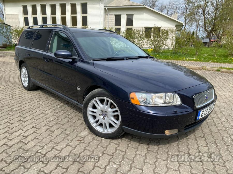 Volvo V70 2005 in Paide, with an engine capacity of 2.40 L and mileage of 409 thousand km for 3690 €, photo 1 on AUTOMOTO.COM.LV