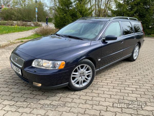 Volvo V70 2005 in Paide, with an engine capacity of 2.40 L and mileage of 409 thousand km for 3690 €, photo 3 on AUTOMOTO.COM.LV