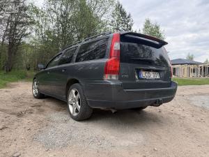 Volvo V70 2005 Viļņa, ar dzinēja tilpumu 2.40 L un nobraukumu 397 tūkst. km par 2200 €, foto 3 vietnē AUTOMOTO.COM.LV