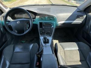 Volvo V70 2005 Šilutė, ar dzinēja tilpumu 2.40 L un nobraukumu 516 tūkst. km par 950 €, foto 12 vietnē AUTOMOTO.COM.LV