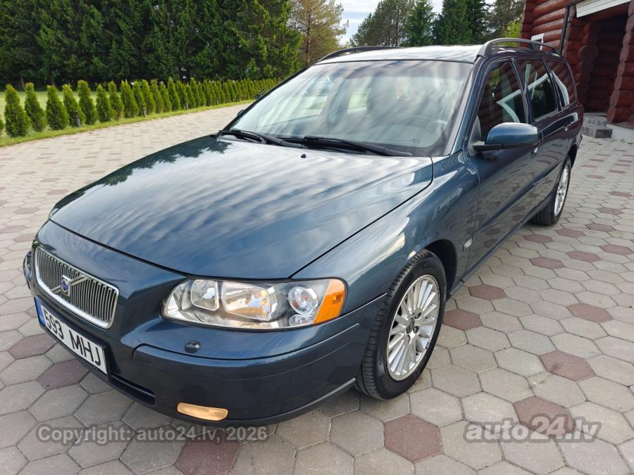 Volvo V70 2005 in Paide, with an engine capacity of 2.40 L and mileage of 627 thousand km for 2990 €, photo 1 on AUTOMOTO.COM.LV