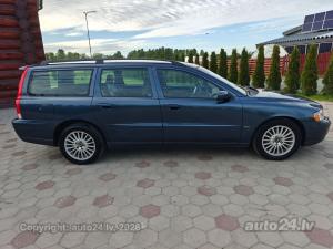 Volvo V70 2005 in Paide, with an engine capacity of 2.40 L and mileage of 627 thousand km for 2990 €, photo 4 on AUTOMOTO.COM.LV
