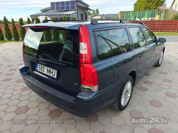 Volvo V70 2005 Paide, ar dzinēja tilpumu 2.40 L un nobraukumu 627 tūkst. km par 2990 €, foto 4 vietnē AUTOMOTO.COM.LV