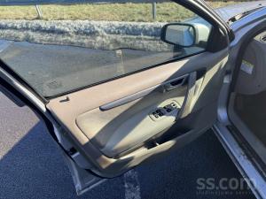 Volvo V70 2005 in Jurmala, with an engine capacity of 2.40 L and mileage of 488 thousand km for 1290 €, photo 11 on AUTOMOTO.COM.LV