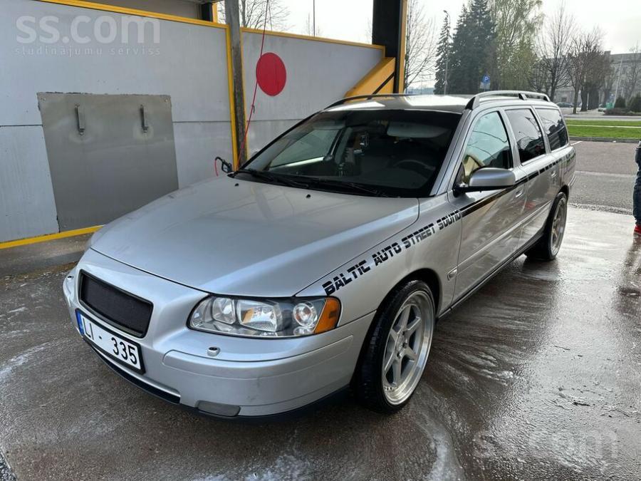Volvo V70 2005 in Jelgava, with an engine capacity of 2.40 L and mileage of 544 thousand km for 2100 €, photo 6 on AUTOMOTO.COM.LV