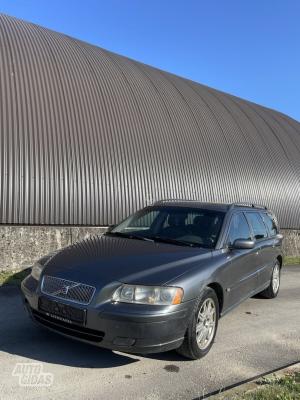 Volvo V70 2005 in Marijampole, with an engine capacity of 2.40 L and mileage of 320 thousand km for 1600 €, photo  on AUTOMOTO.COM.LV
