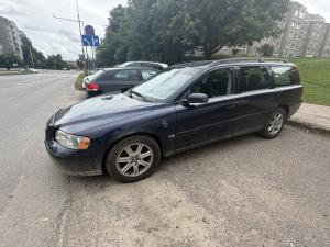 Вольво В70 2005 в Вильнюс, объемом двигателя 2.40 л и пробегом 396 тыс. км за 650 €, фото  на AUTOMOTO.COM.LV