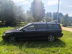 Volvo V70 2005 in Vilnius, with an engine capacity of 2.40 L and mileage of 350 thousand km for 400 €, photo 3 on AUTOMOTO.COM.LV
