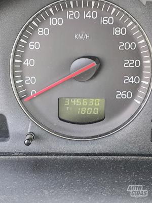 Volvo V70 2005 in Vilnius, with an engine capacity of 2.40 L and mileage of 350 thousand km for 400 €, photo 10 on AUTOMOTO.COM.LV