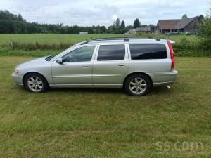 Volvo V70 2006 in Jelgava, with an engine capacity of 2.40 L and mileage of 449 thousand km for 1300 €, photo 3 on AUTOMOTO.COM.LV