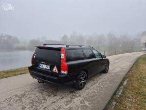 Volvo V70 2006 in Kelme, with an engine capacity of 2.40 L and mileage of 380 thousand km for 1450 €, photo 3 on AUTOMOTO.COM.LV