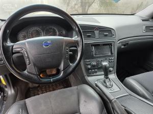 Volvo V70 2006 in Kelme, with an engine capacity of 2.40 L and mileage of 380 thousand km for 1450 €, photo 6 on AUTOMOTO.COM.LV