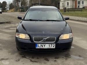 Volvo V70 2006 in Ukmerge, with an engine capacity of 2.40 L and mileage of 415 thousand km for 830 €, photo 8 on AUTOMOTO.COM.LV