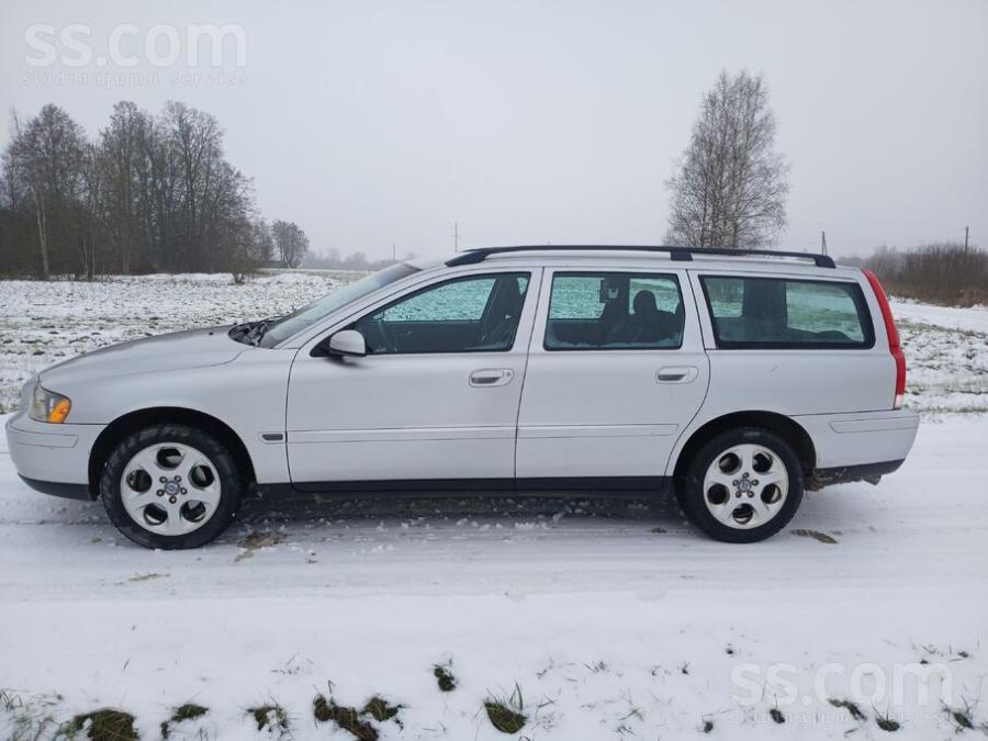 Volvo V70 2006 Balvi, ar dzinēja tilpumu 2.40 L un nobraukumu 405 tūkst. km par 1800 €, foto 3 vietnē AUTOMOTO.COM.LV