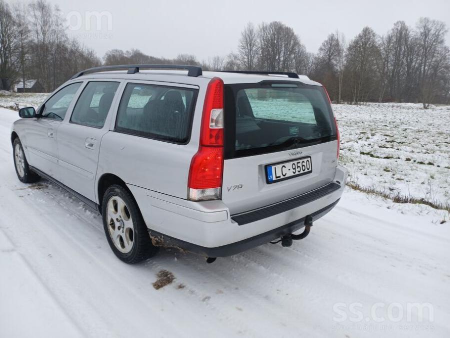 Volvo V70 2006 Balvi, ar dzinēja tilpumu 2.40 L un nobraukumu 405 tūkst. km par 1800 €, foto 4 vietnē AUTOMOTO.COM.LV