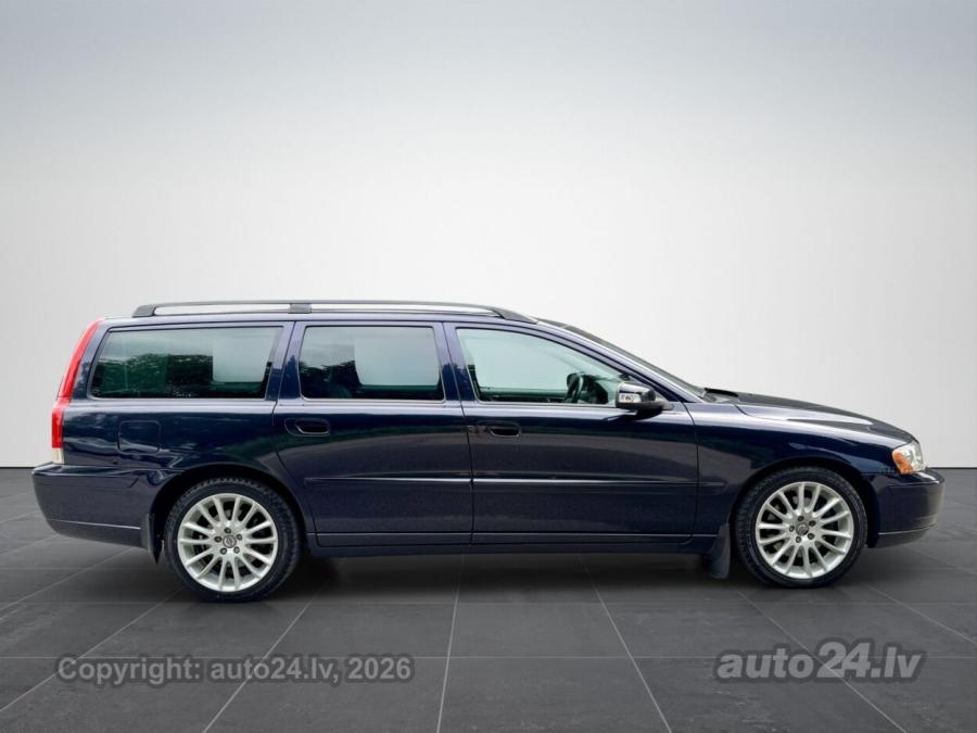 Volvo V70 2006 in Parnu, with an engine capacity of 2.40 L and mileage of 283 thousand km for 4990 €, photo 4 on AUTOMOTO.COM.LV