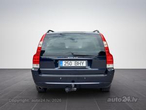 Volvo V70 2006 in Parnu, with an engine capacity of 2.40 L and mileage of 283 thousand km for 4990 €, photo 6 on AUTOMOTO.COM.LV