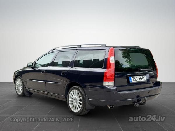 Volvo V70 2006 in Parnu, with an engine capacity of 2.40 L and mileage of 283 thousand km for 4990 €, photo 7 on AUTOMOTO.COM.LV