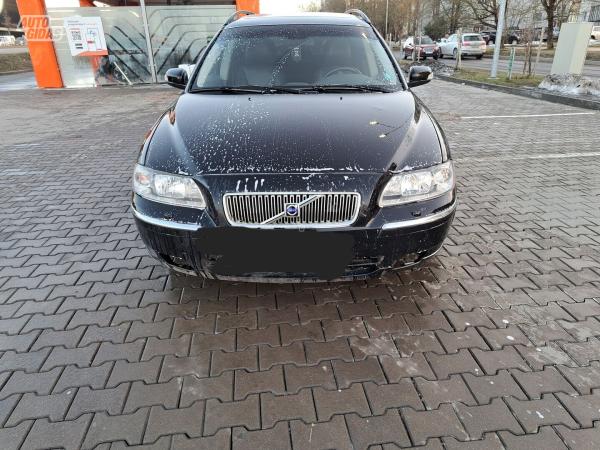 Volvo V70 2006 Viļņa, ar dzinēja tilpumu 2.40 L un nobraukumu 283 tūkst. km par 1699 €, foto 2 vietnē AUTOMOTO.COM.LV