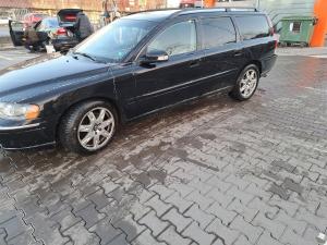Volvo V70 2006 Viļņa, ar dzinēja tilpumu 2.40 L un nobraukumu 283 tūkst. km par 1699 €, foto 3 vietnē AUTOMOTO.COM.LV