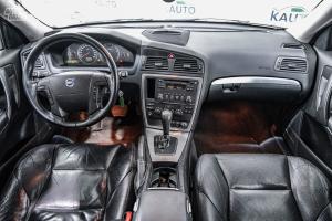 Volvo V70 2006 in Kaunas, with an engine capacity of 2.40 L and mileage of 402 thousand km for 1990 €, photo 8 on AUTOMOTO.COM.LV
