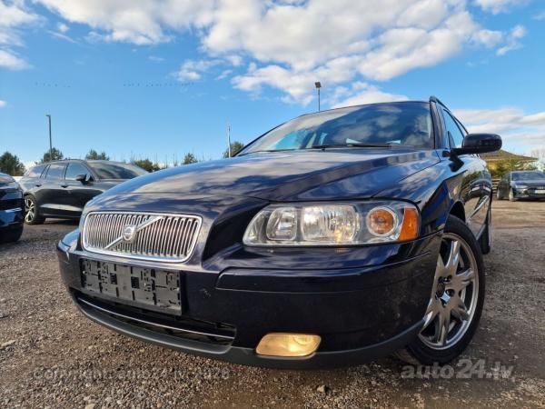 Volvo V70 2006 Tartu, ar dzinēja tilpumu 2.40 L un nobraukumu 257 tūkst. km par 4490 €, foto 2 vietnē AUTOMOTO.COM.LV