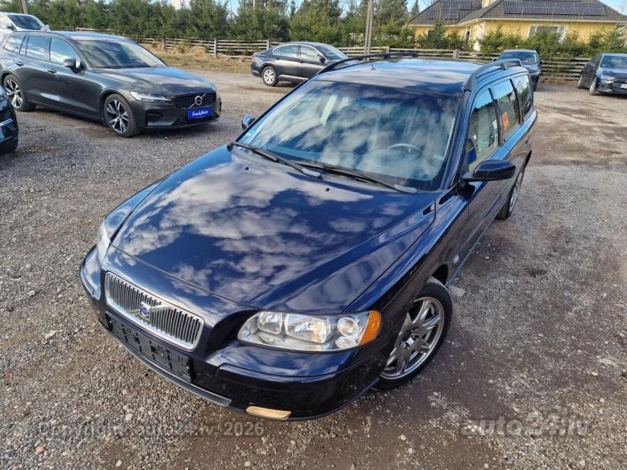 Volvo V70 2006 in Tartu, with an engine capacity of 2.40 L and mileage of 257 thousand km for 4490 €, photo 3 on AUTOMOTO.COM.LV