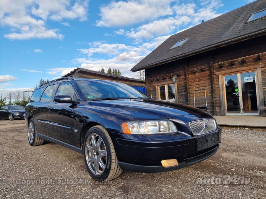 Volvo V70 2006 Tartu, ar dzinēja tilpumu 2.40 L un nobraukumu 257 tūkst. km par 4490 €, foto 5 vietnē AUTOMOTO.COM.LV