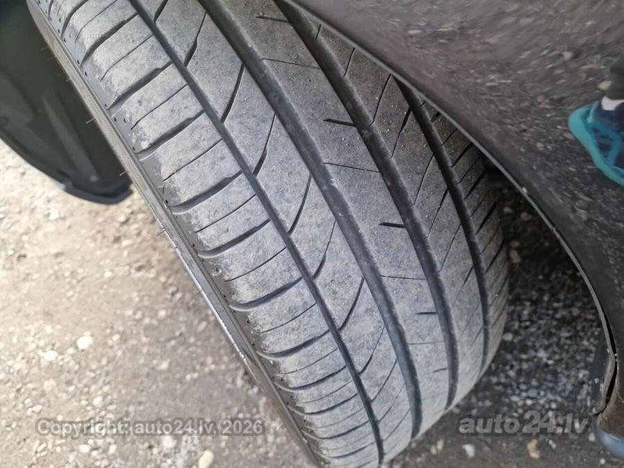 Volvo V70 2006 Tartu, ar dzinēja tilpumu 2.40 L un nobraukumu 257 tūkst. km par 4490 €, foto 7 vietnē AUTOMOTO.COM.LV