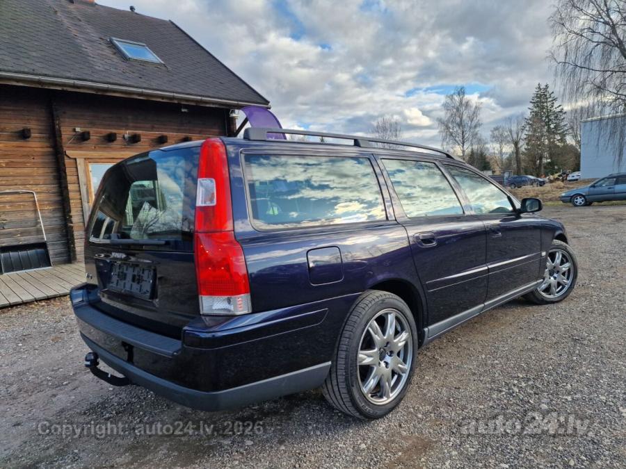 Volvo V70 2006 Tartu, ar dzinēja tilpumu 2.40 L un nobraukumu 257 tūkst. km par 4490 €, foto 12 vietnē AUTOMOTO.COM.LV