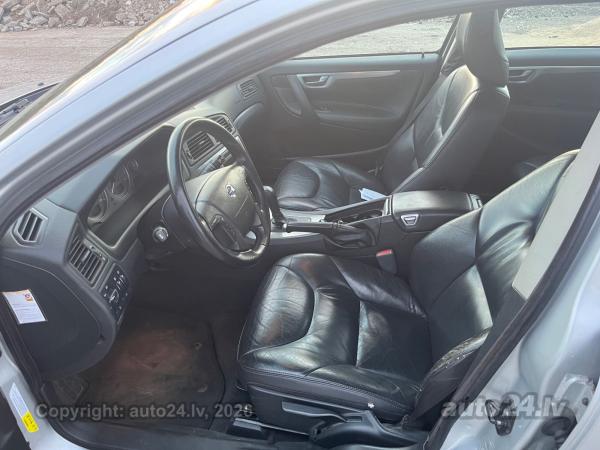 Вольво В70 2006 в Пайде, объемом двигателя 2.40 л и пробегом 404 тыс. км за 2900 €, фото 8 на AUTOMOTO.COM.LV